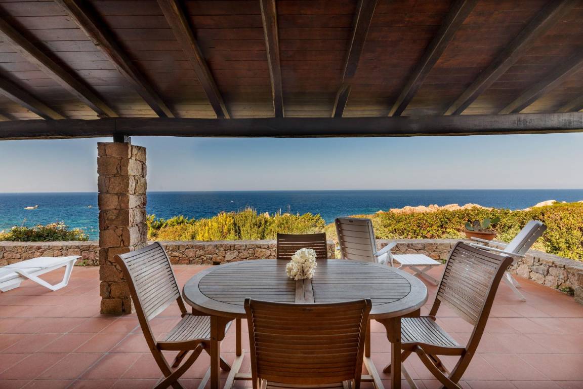 70 M² Apartamento ∙ 3 Quartos ∙ 7 Hóspedes - Costa Paradiso