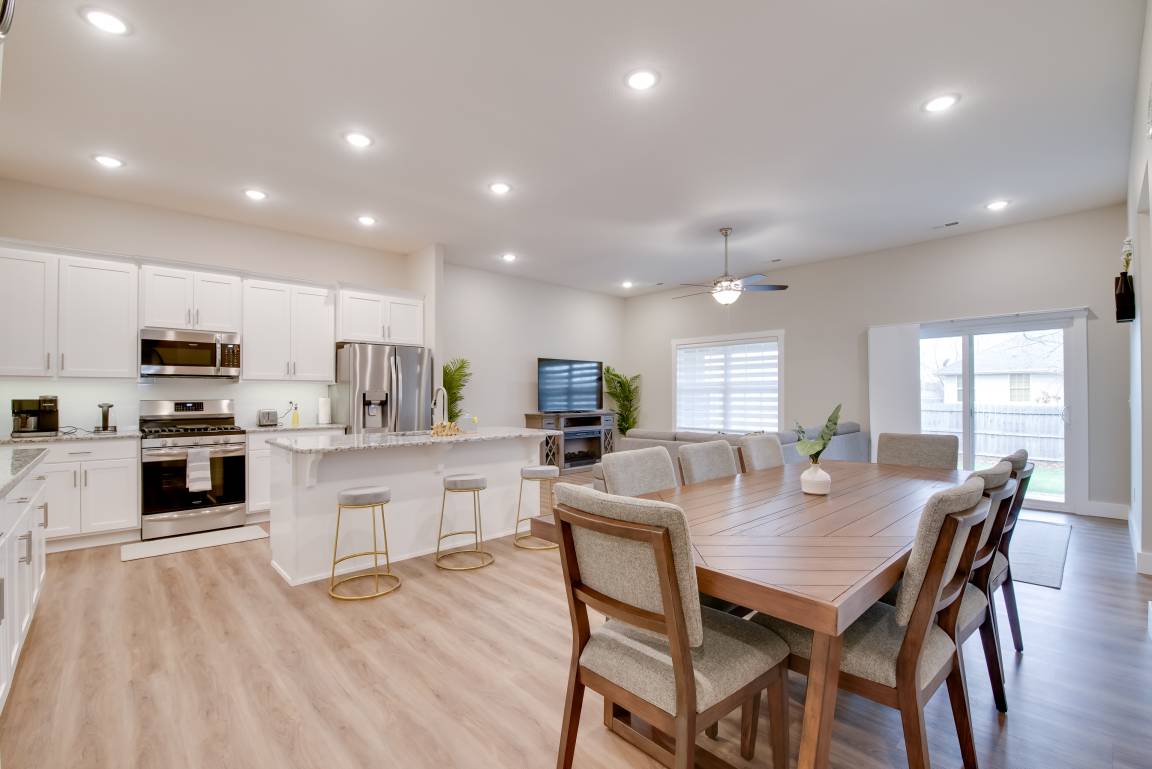 143 M² House ∙ 3 Bedrooms ∙ 6 Guests - Ozark, MO