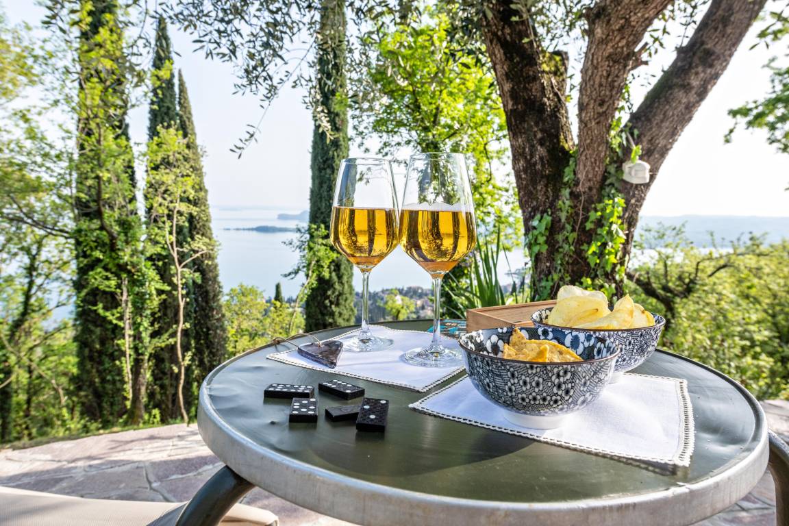 230 M² Villa Vacanza ∙ 3 Camere Da Letto ∙ 6 Ospiti - Gardone Riviera