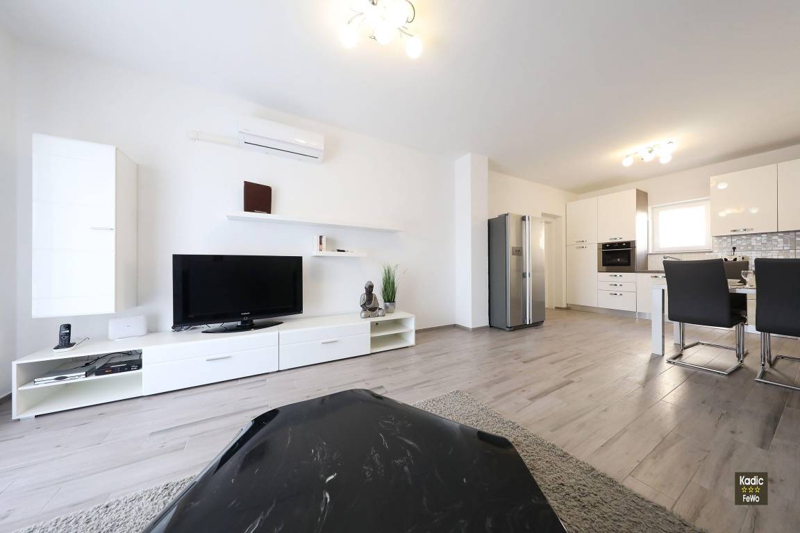 72 M² Apartment ∙ 1 Bedroom ∙ 4 Guests - Vir
