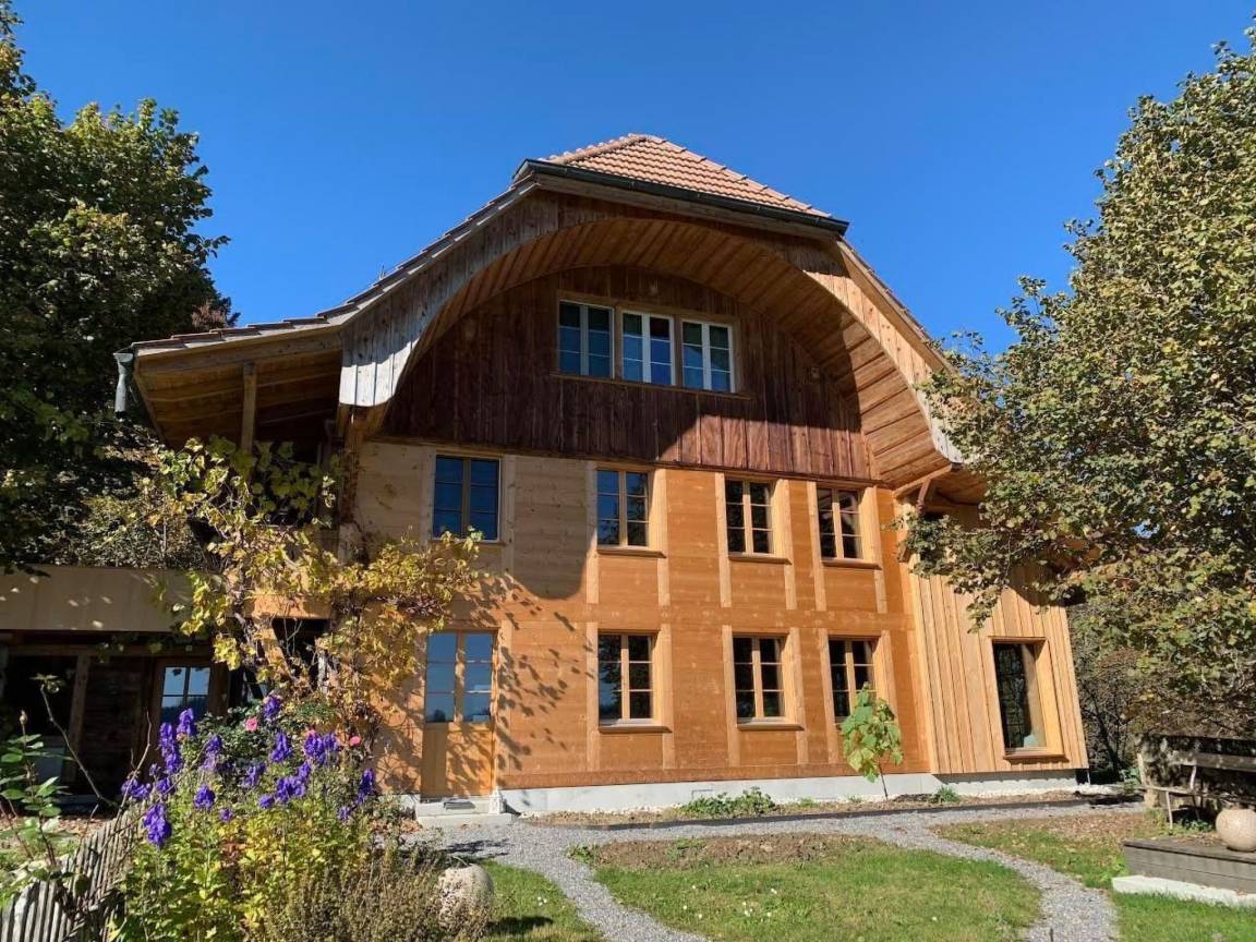 70 M² Huoneisto ∙ 1 Makuuhuone ∙ 2 Vierasta - Bern
