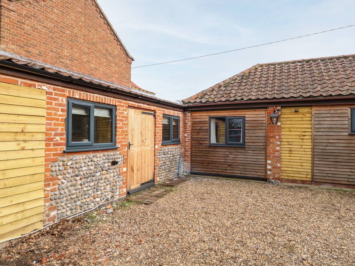 Cottage ∙ 3 Bedrooms ∙ 6 Guests - Mundesley