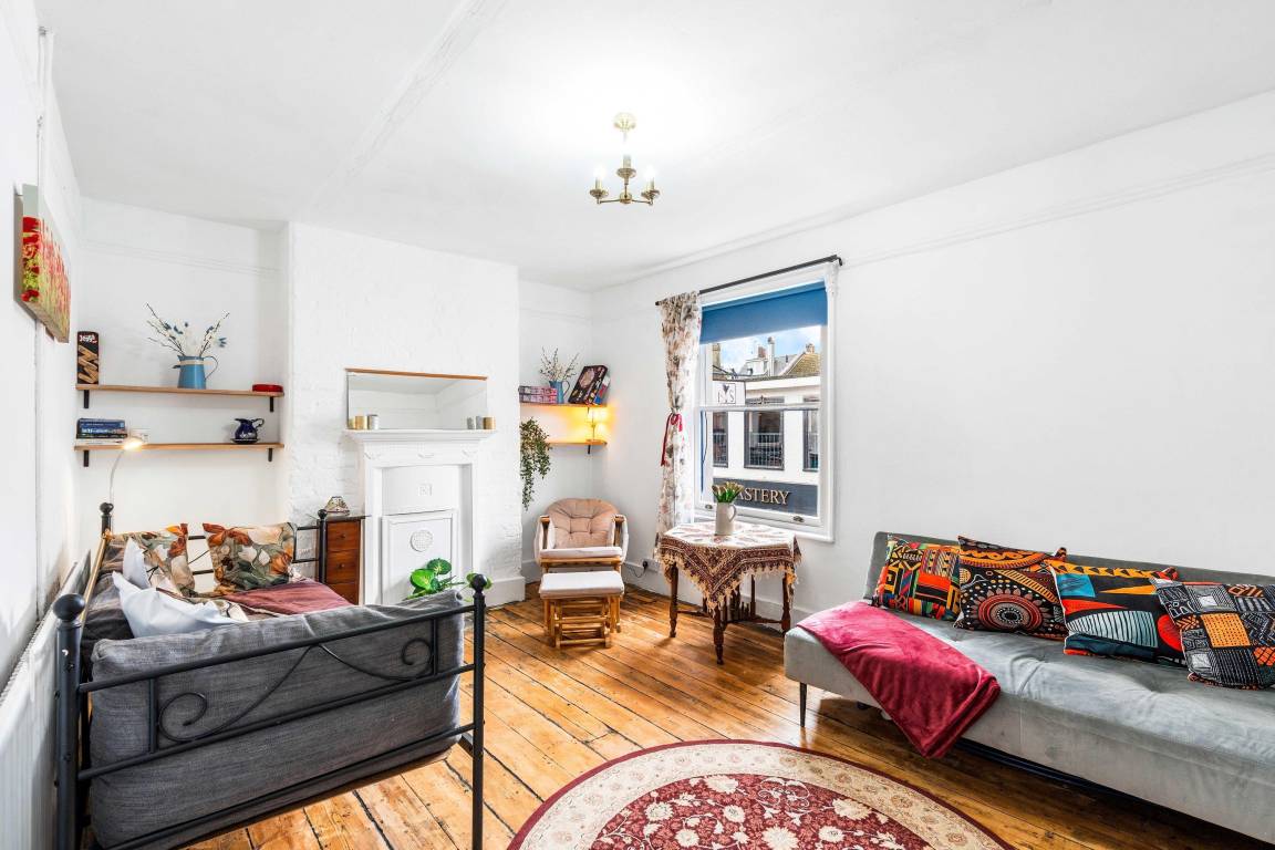 56 M² House ∙ 1 Bedroom ∙ 4 Guests - Brighton Marina