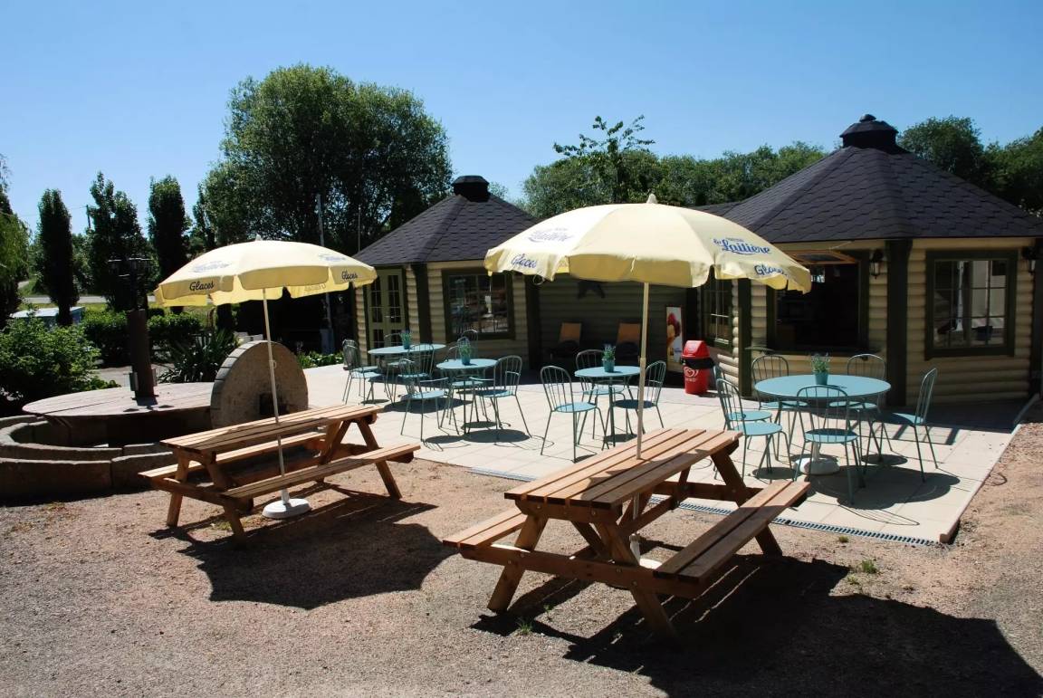 24 M² Mobil-home ∙ 2 Chambres ∙ 4 Personnes - Sarthe