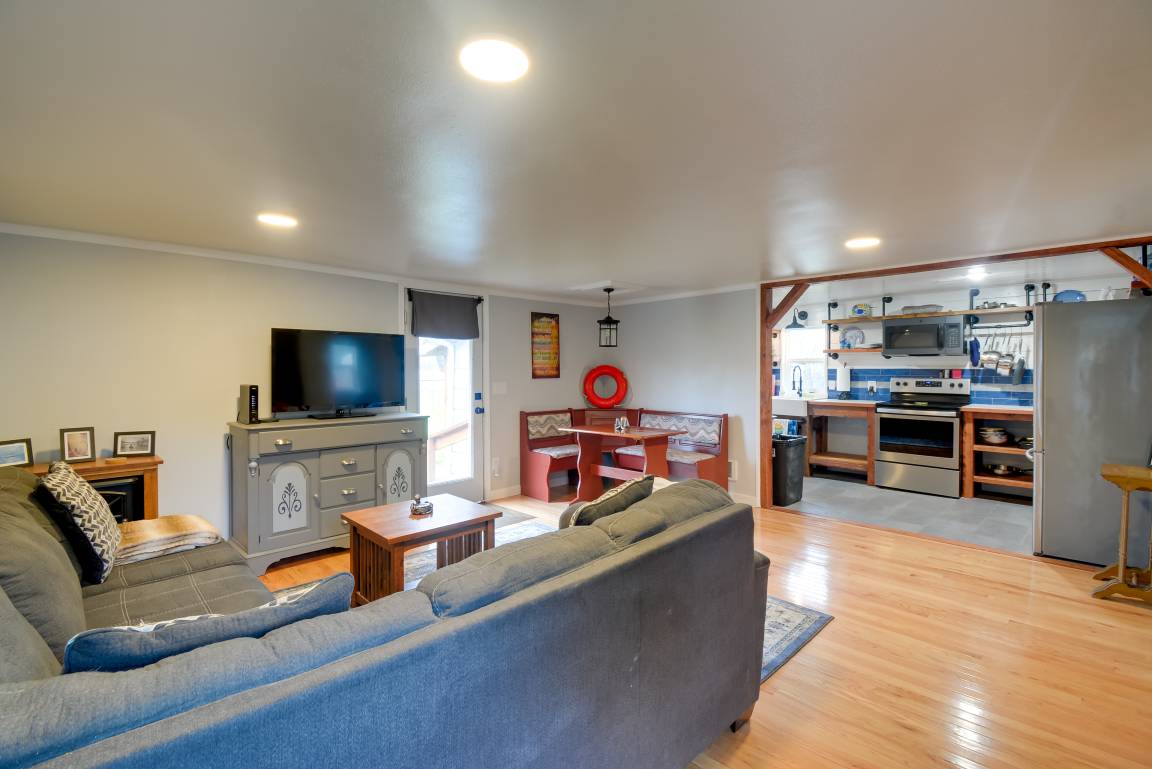 90 M² House ∙ 3 Bedrooms ∙ 6 Guests - Westport Light State Park, Westport
