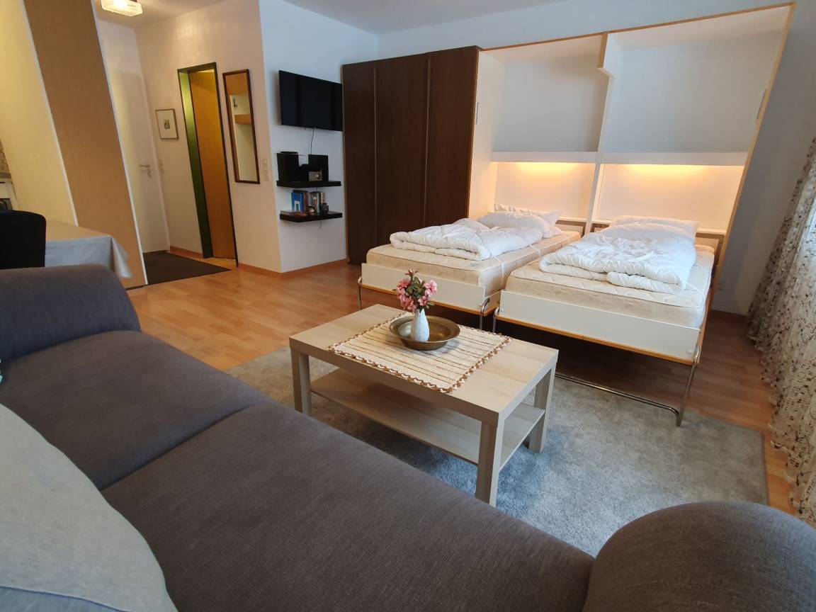 Appartamento Vacanza ∙ 1 Camera Da Letto ∙ 2 Ospiti - Obersaxen