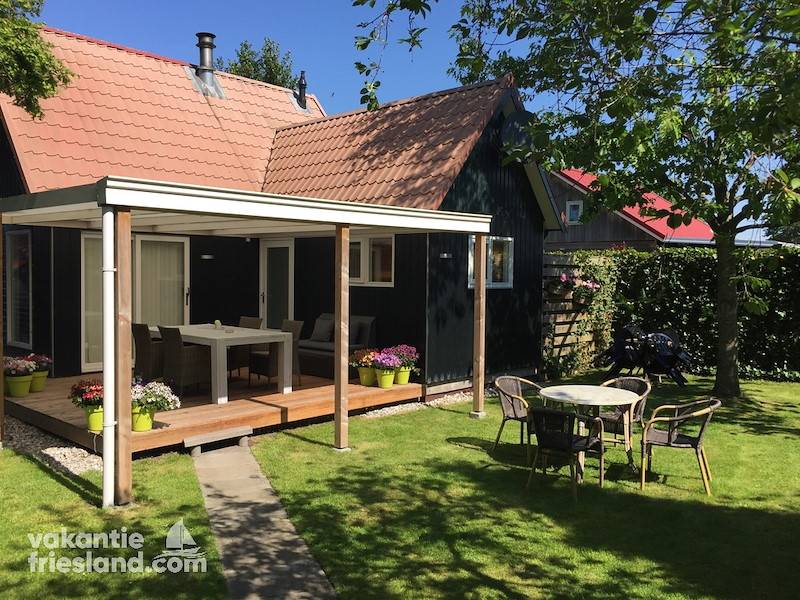 Huis ∙ 2 Slaapkamers ∙ 4 Gasten - Heerenveen