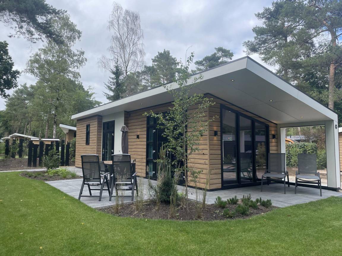 Bungalow ∙ 2 Slaapkamers ∙ 4 Gasten - Ede