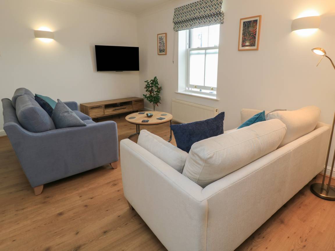 Cottage ∙ 2 Bedrooms ∙ 4 Guests - Weymouth