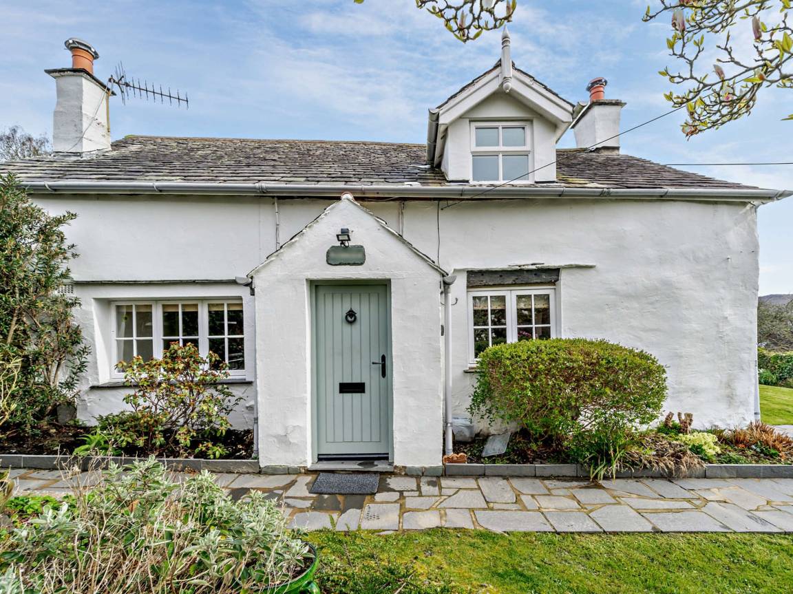 Cottage ∙ 3 Bedrooms ∙ 6 Guests - Newby Bridge
