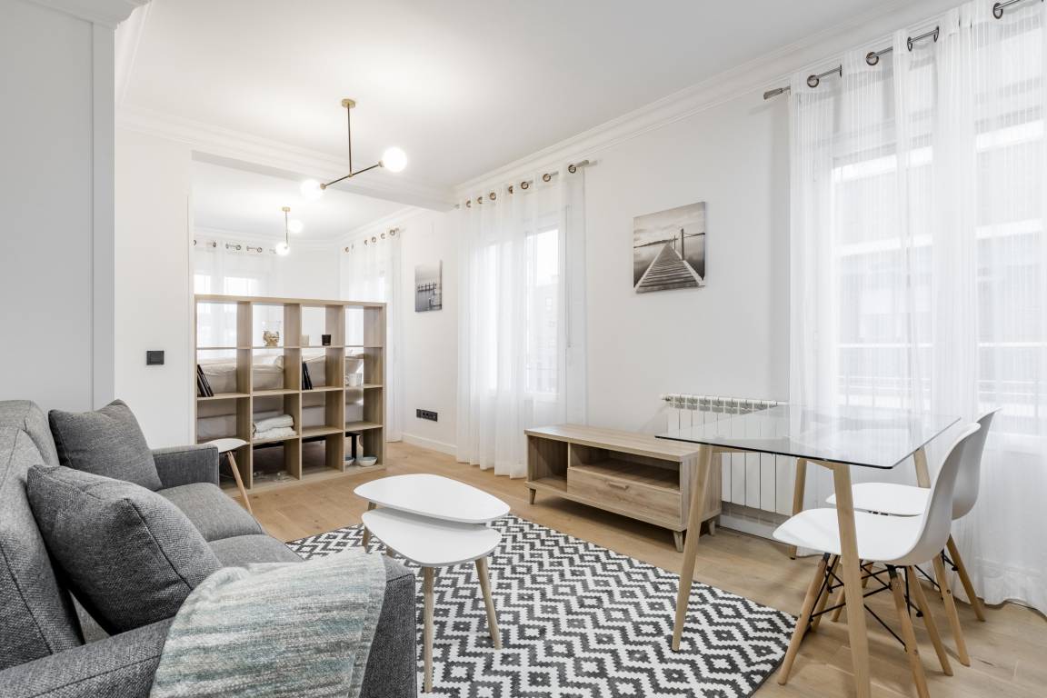 37 M² Estudio ∙ 2 Huéspedes - Móstoles