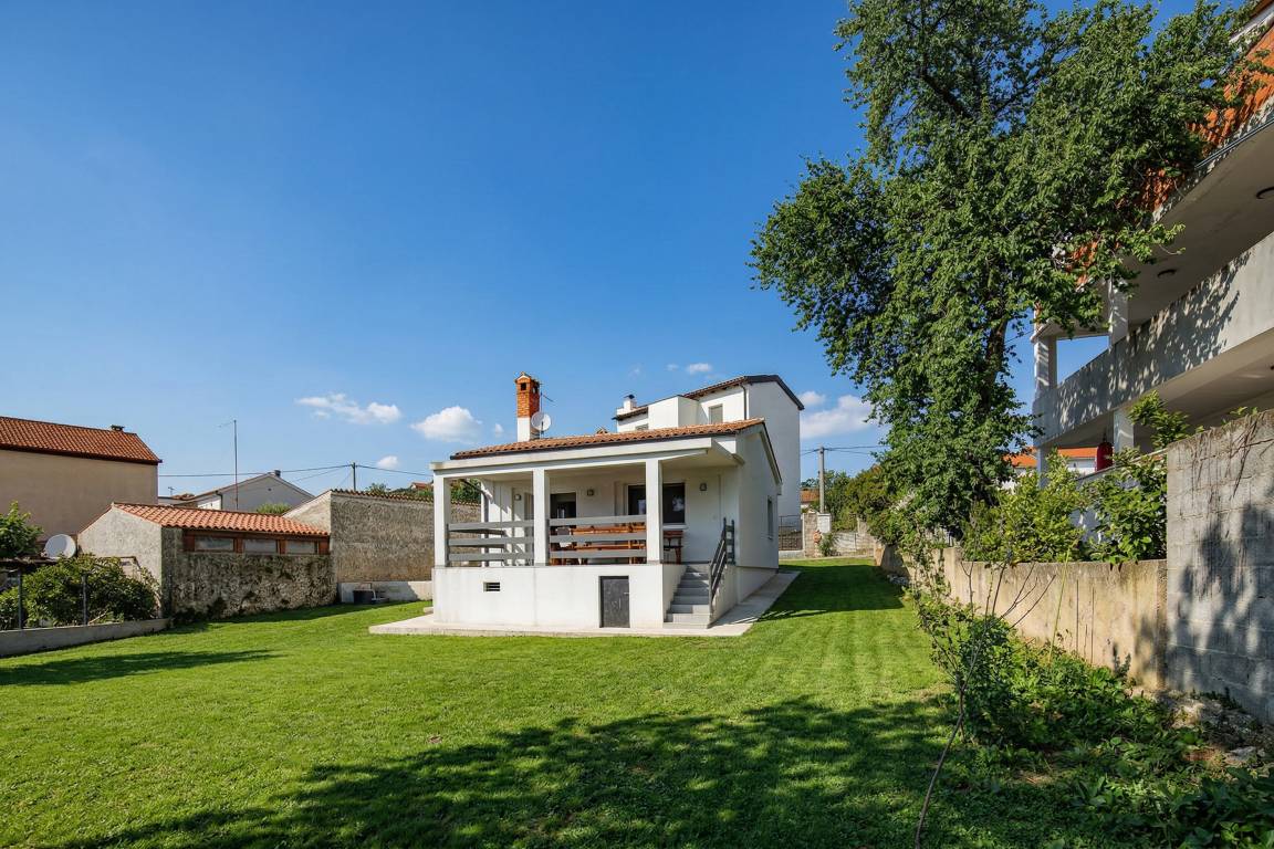 70 M² Ferienhaus ∙ 2 Schlafzimmer ∙ 4 Gäste - Pješčana Uvala