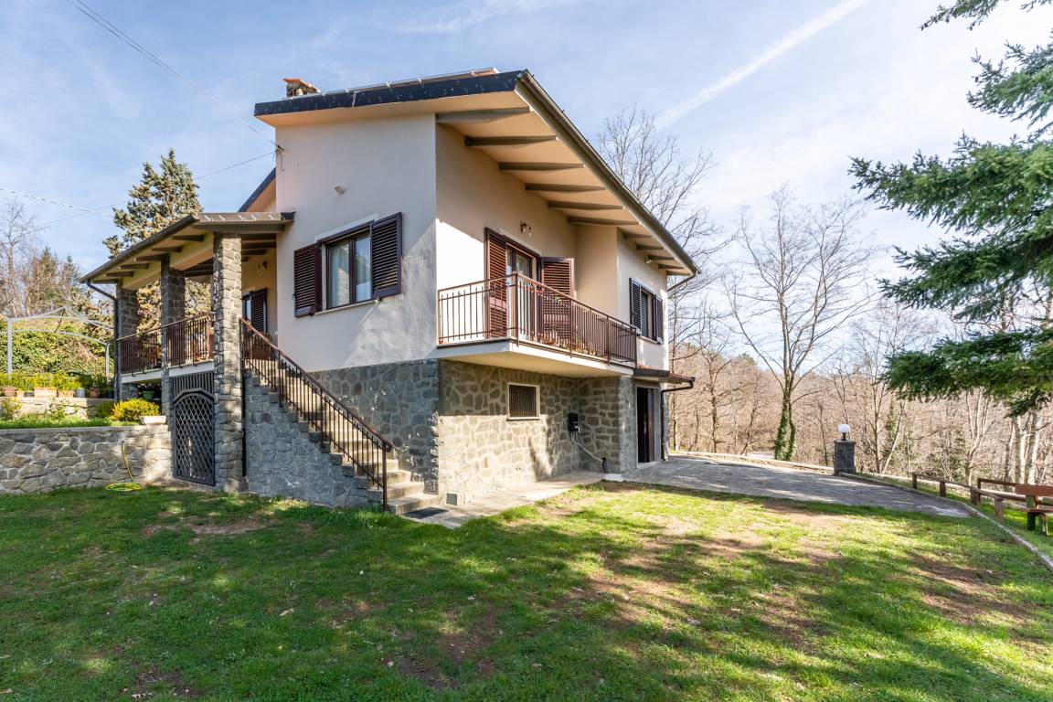 130 M² Chalet ∙ 2 Bedrooms ∙ 6 Guests - Tuscany