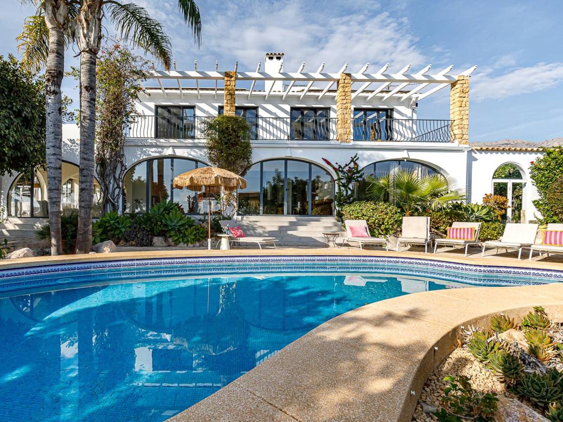 350 M² Villa ∙ 5 Schlafzimmer ∙ 8 Gäste - Altea