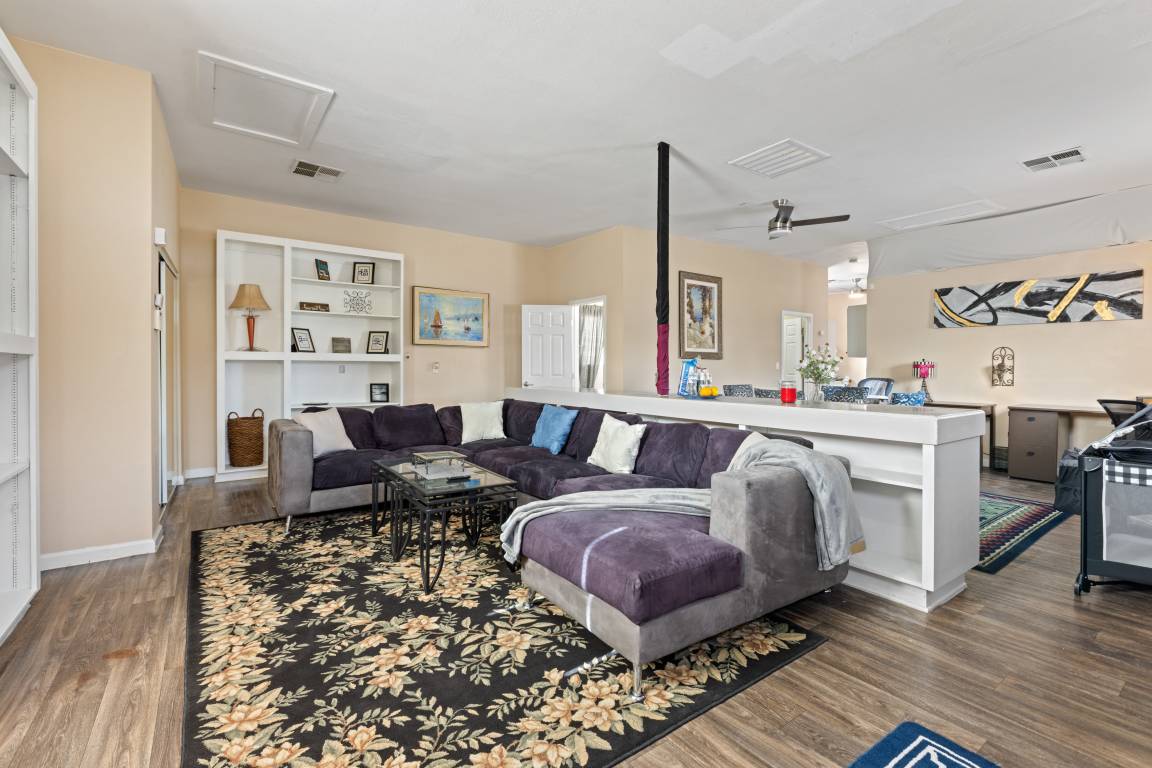 133 M² House ∙ 2 Bedrooms ∙ 4 Guests - Las Vegas, NV