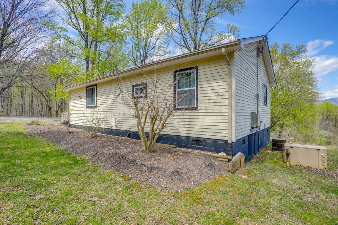 92 M² House ∙ 3 Bedrooms ∙ 7 Guests - Wintergreen, VA