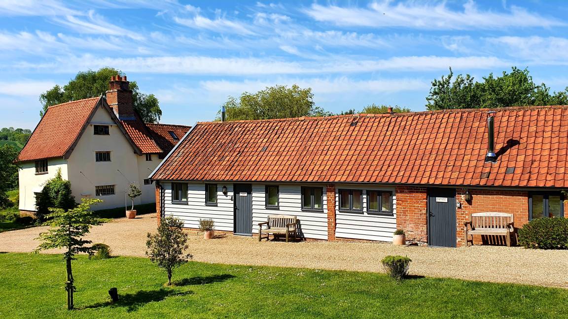 Cottage ∙ 2 Bedrooms ∙ 4 Guests - Beccles