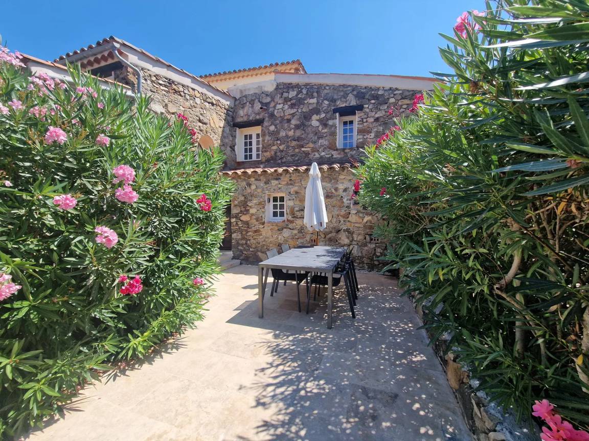 68 M² Ferienhaus ∙ 3 Schlafzimmer ∙ 6 Gäste - La Garde-Freinet