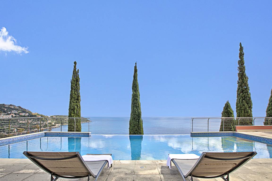 75 M² Apartment ∙ 2 Bedrooms ∙ 4 Guests - Villefranche-sur-Mer