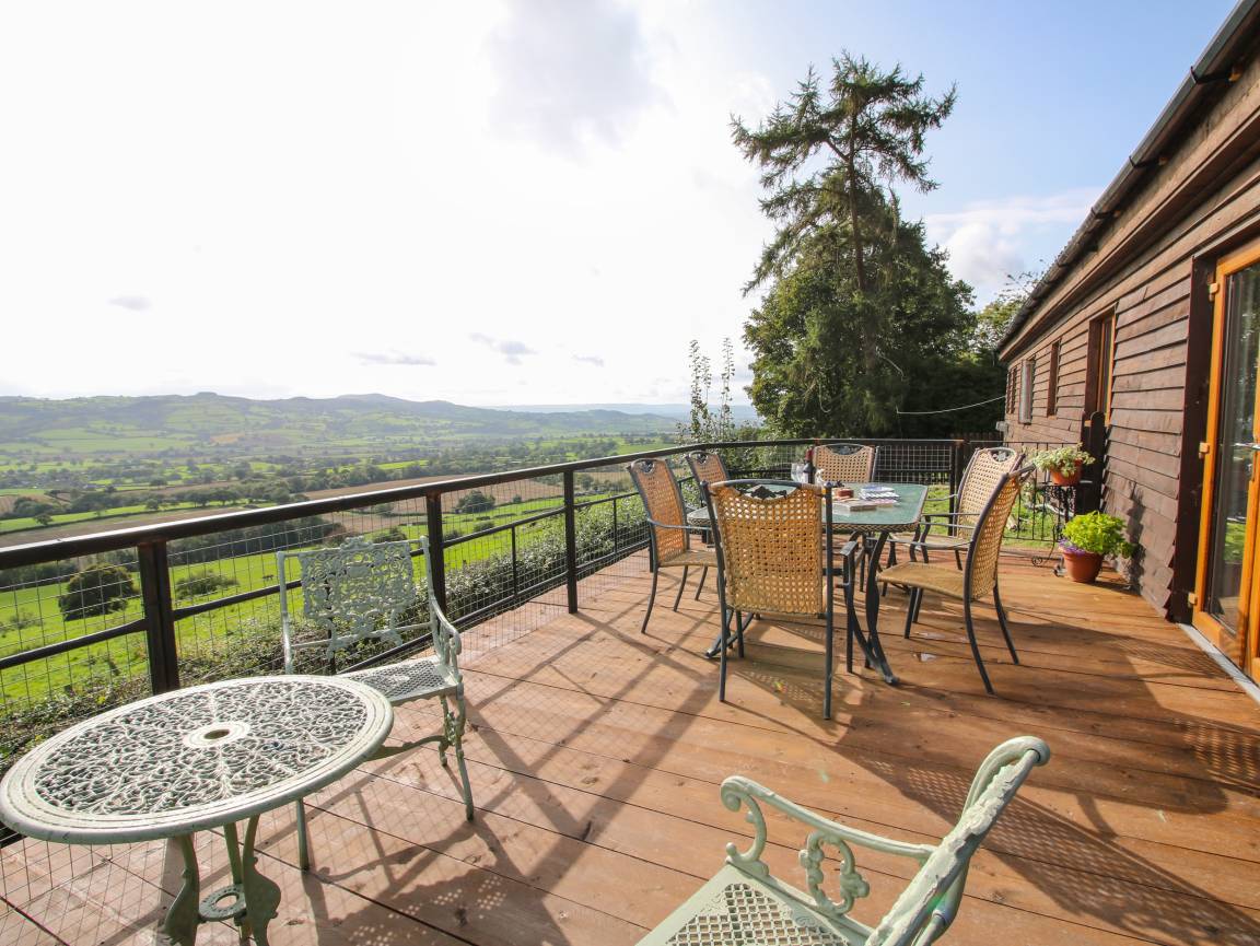 Cottage ∙ 4 Bedrooms ∙ 7 Guests - Welshpool