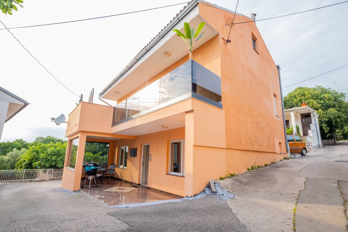 200 M² Ferienhaus ∙ 4 Schlafzimmer ∙ 9 Gäste - Novi Vinodolski