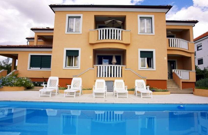 50 M² Huoneisto ∙ 2 Makuuhuonetta ∙ 4 Vierasta - Zadar
