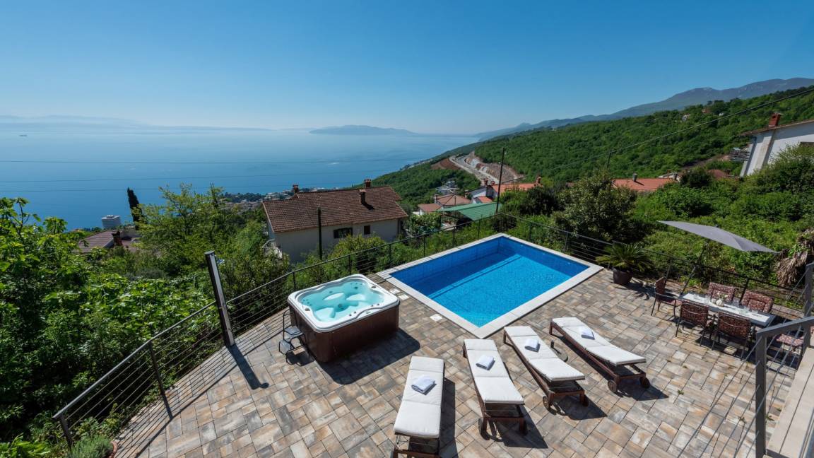 130 M² Villa ∙ 3 Schlafzimmer ∙ 6 Gäste - Opatija