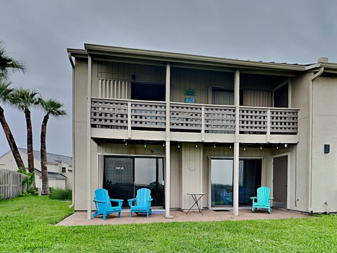 95 M² Condo ∙ 2 Bedrooms ∙ 7 Guests - Rockport, TX