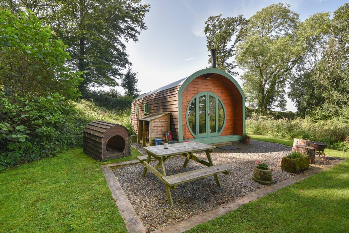 Cottage ∙ 1 Bedroom ∙ 2 Guests - Axminster