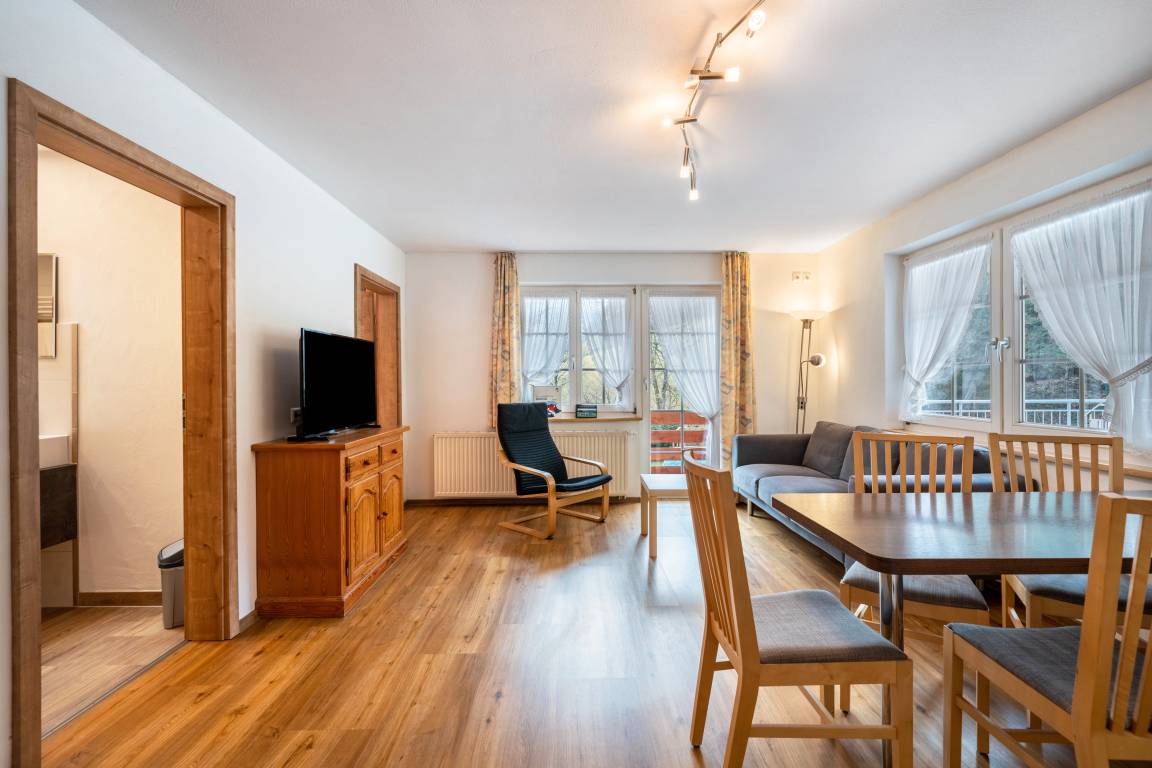 60 M² Ferienwohnung ∙ 2 Schlafzimmer ∙ 5 Gäste - Wolfach