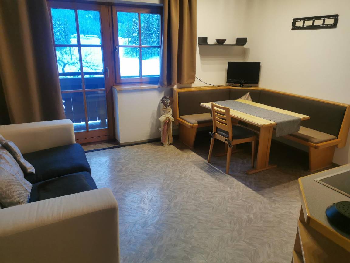 49 M² Ferienwohnung ∙ 2 Schlafzimmer ∙ 4 Gäste - Hochfilzen