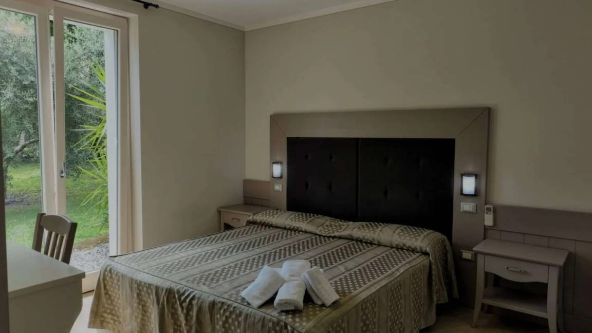 Casa Rural ∙ 1 Habitación ∙ 4 Huéspedes - Padenghe sul Garda