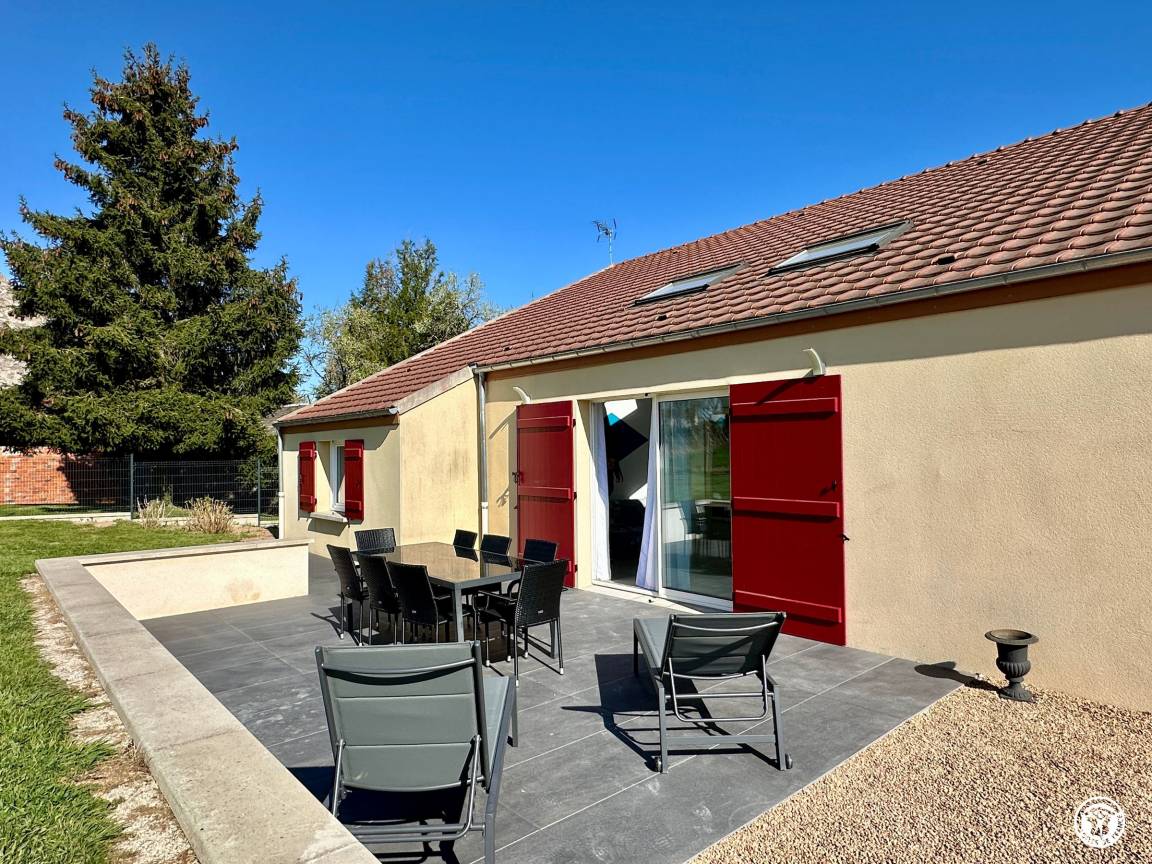 130 M² Cottage ∙ 3 Chambres ∙ 7 Personnes - Yonne
