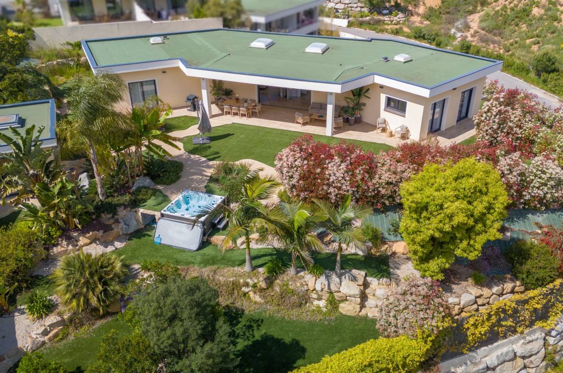 150 M² House ∙ 4 Bedrooms ∙ 8 Guests - Ajaccio