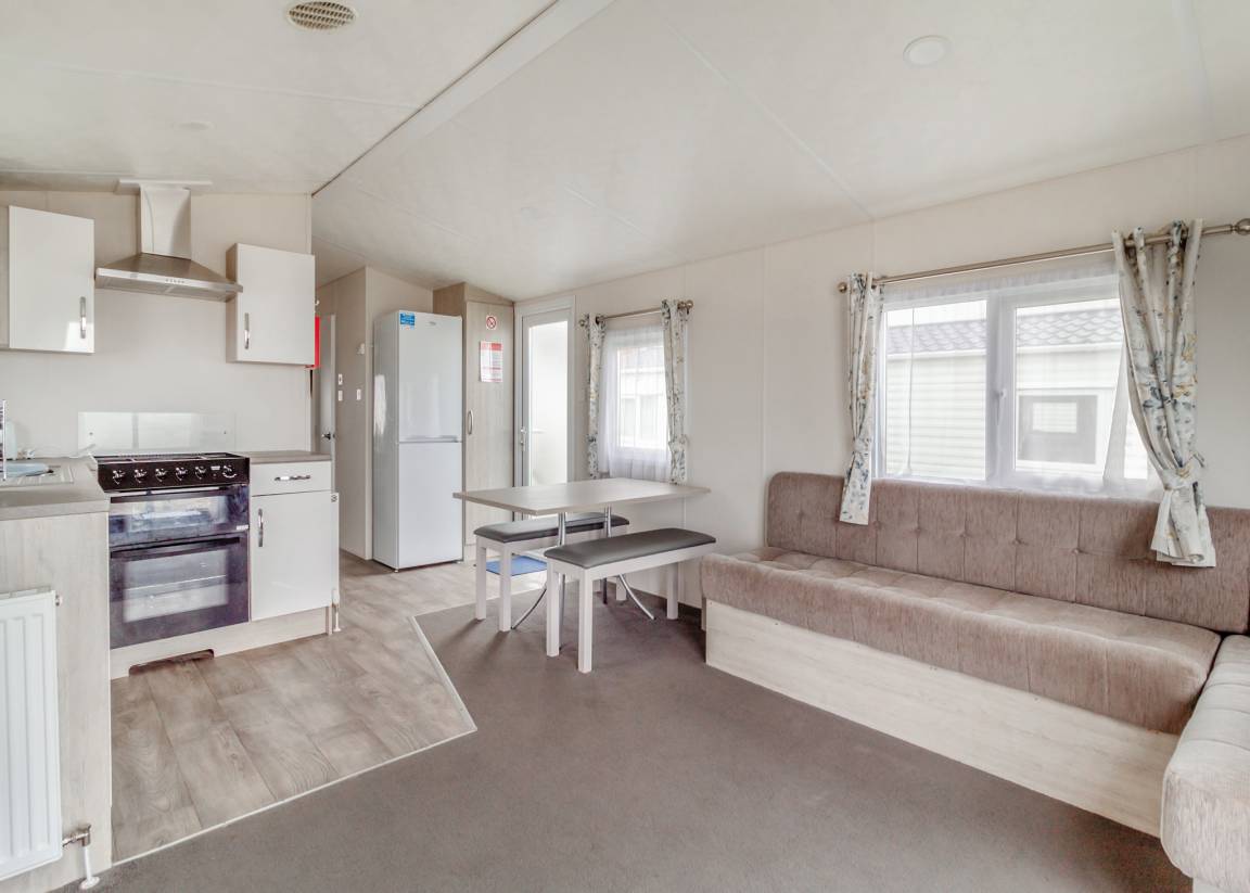 Caravan ∙ 4 Bedrooms ∙ 10 Guests - Mundesley