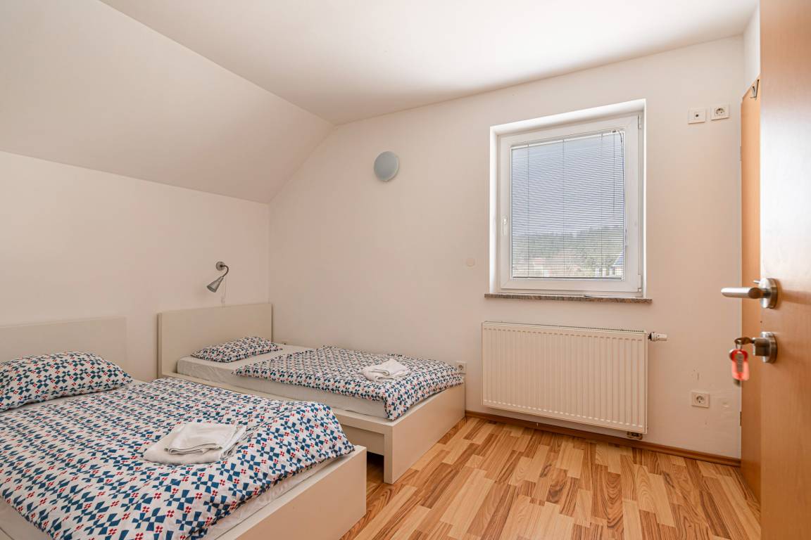 12 M² Studio Flat ∙ 3 Guests - Cerknica