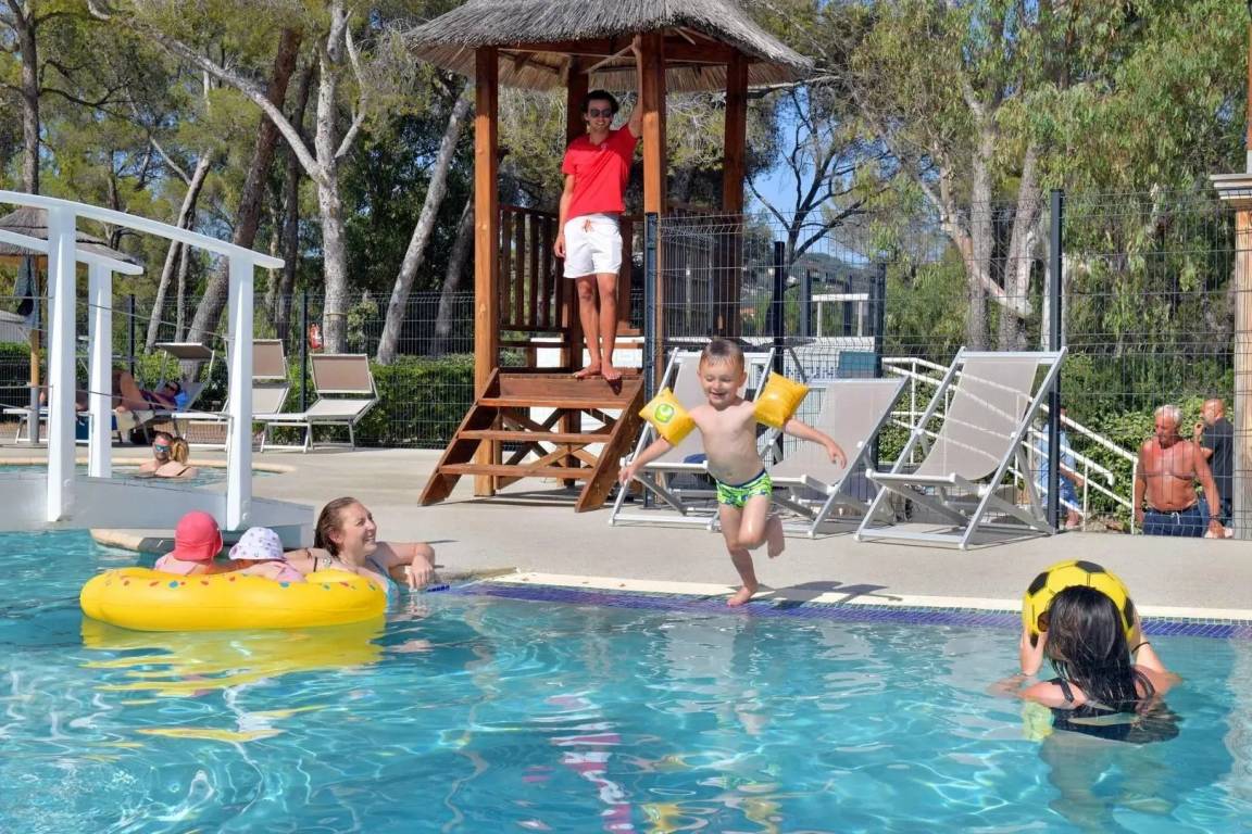 20 M² Camping ∙ 2 Chambres ∙ 3 Personnes - Ramatuelle