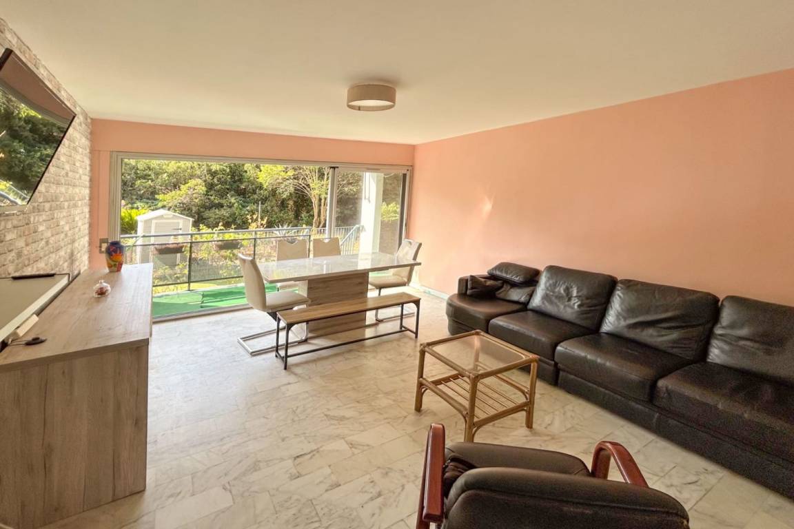 100 M² Apartment ∙ 4 Bedrooms ∙ 8 Guests - Montpellier