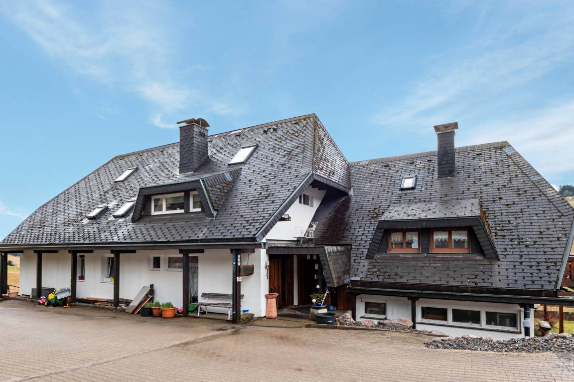 120 M² Ferienwohnung ∙ 3 Schlafzimmer ∙ 6 Gäste - Kirchzarten