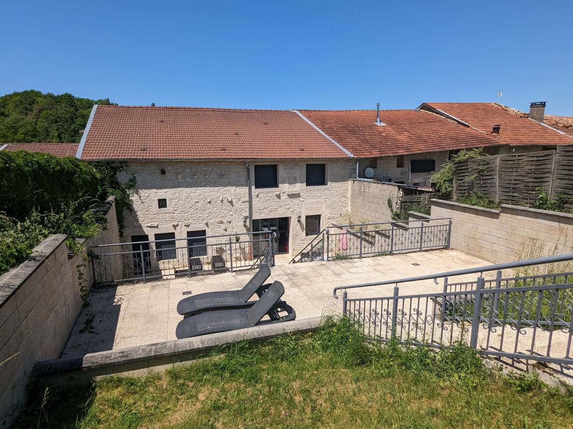 138 M² Cottage ∙ 2 Bedrooms ∙ 6 Guests - Lorraine
