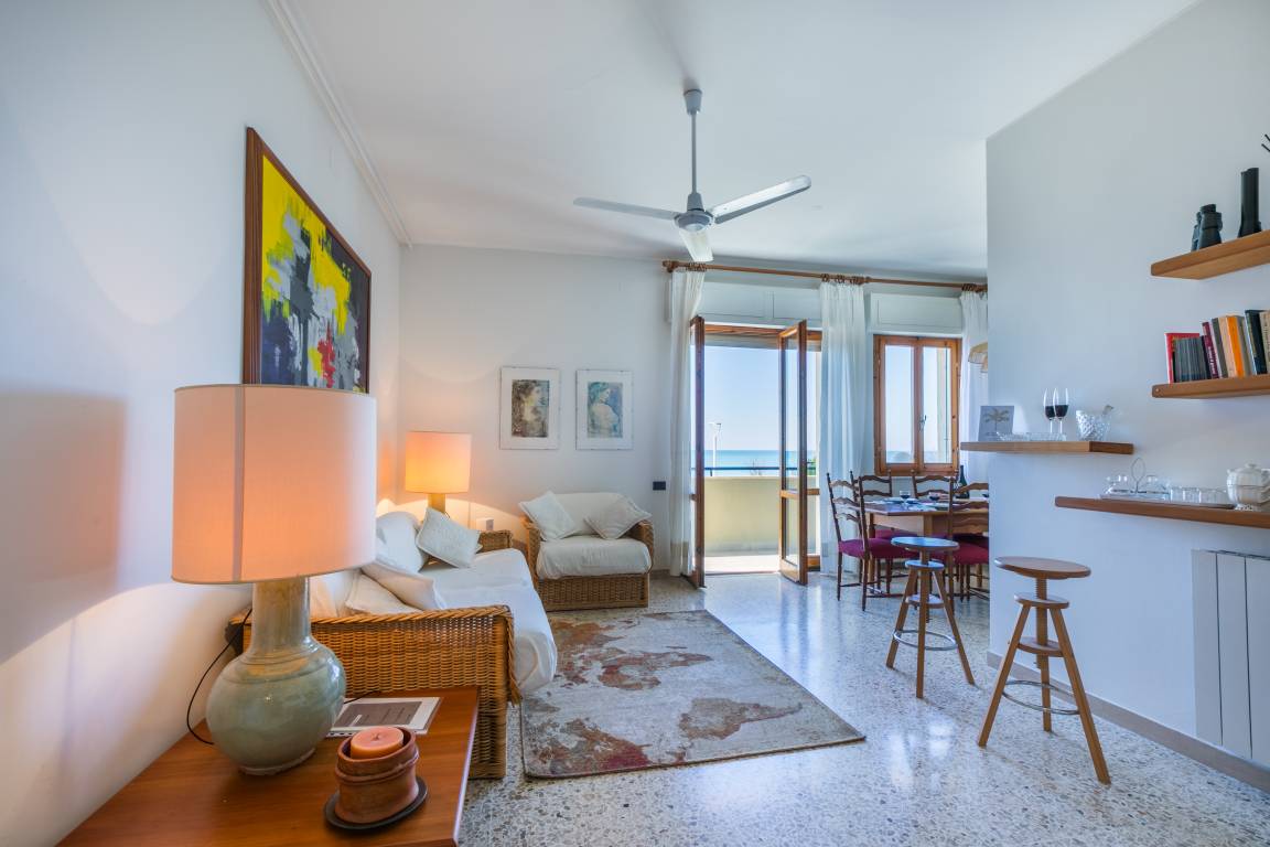 86 M² Ferienwohnung ∙ 2 Schlafzimmer ∙ 4 Gäste - Cecina