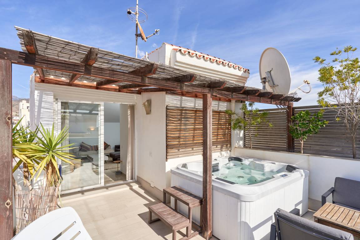 100 M² Apartment ∙ 3 Bedrooms ∙ 5 Guests - Nerja