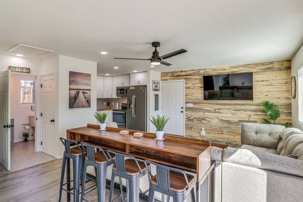102 M² House ∙ 2 Bedrooms ∙ 6 Guests - Kingman, AZ