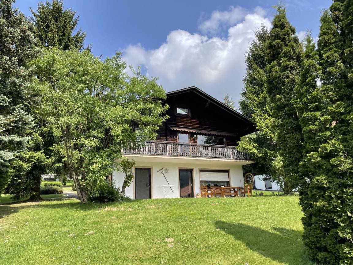 75 M² Ferienhaus ∙ 1 Schlafzimmer ∙ 4 Gäste - Viechtach