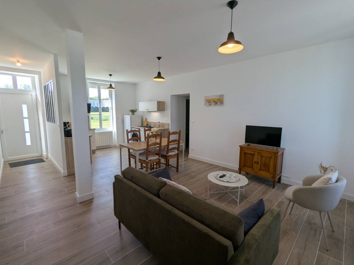 65 M² Mökki ∙ 2 Makuuhuonetta ∙ 4 Vierasta - Artenay