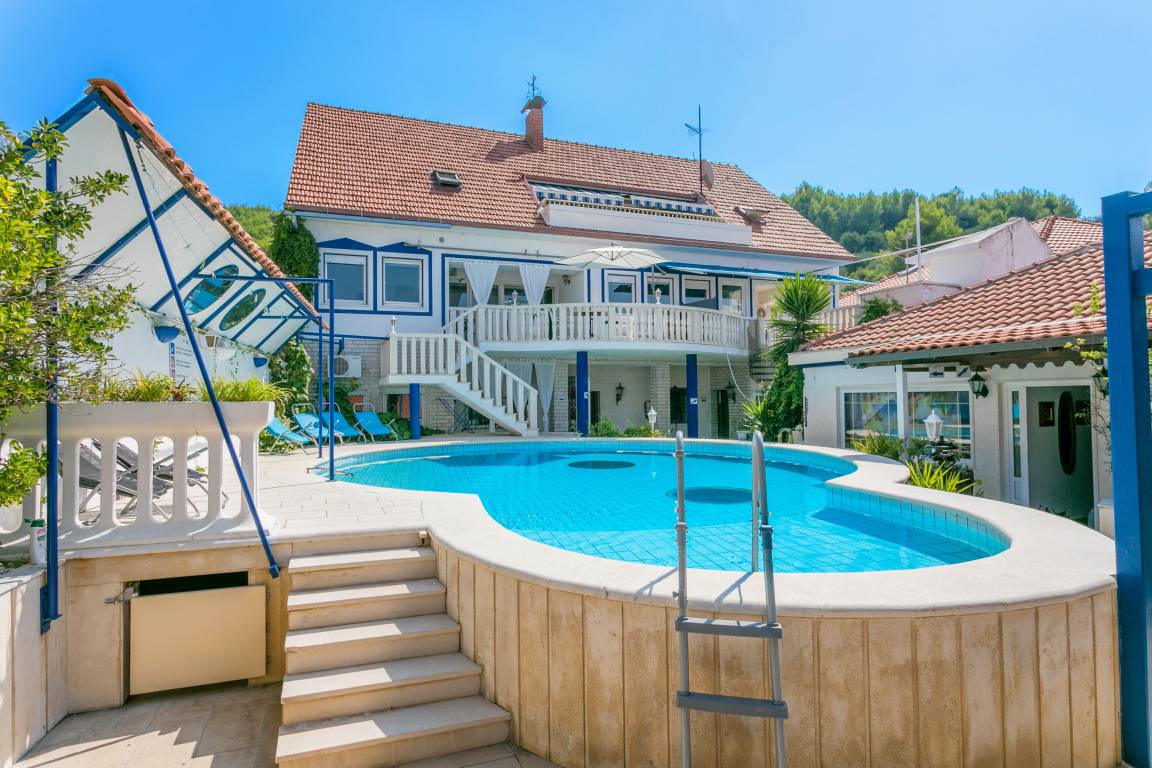 55 M² Apartment ∙ 2 Bedrooms ∙ 4 Guests - Omiš