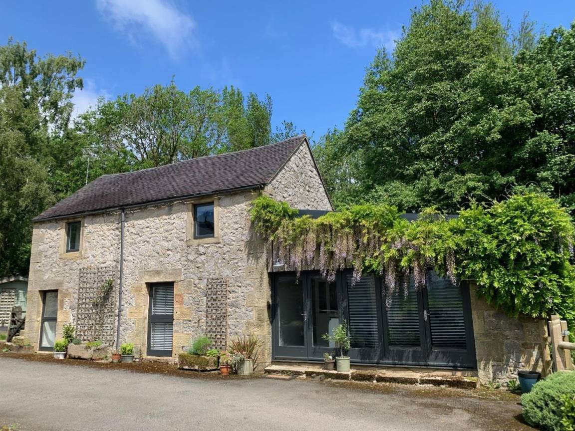 Cottage ∙ 2 Bedrooms ∙ 4 Guests - Alstonefield