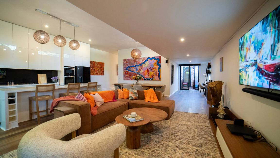 30 M² Talo ∙ 3 Makuuhuonetta ∙ 8 Vierasta - Ivanhoe