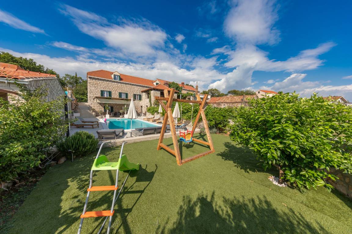 Villa ∙ 5 Bedrooms ∙ 10 Guests - Dubrovnik
