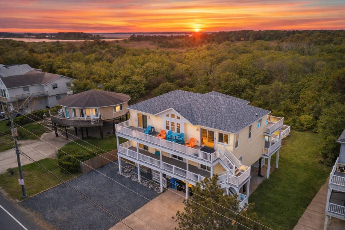 100 M² Huoneisto ∙ 9 Makuuhuonetta ∙ 16 Vierasta - Virginia Beach, VA